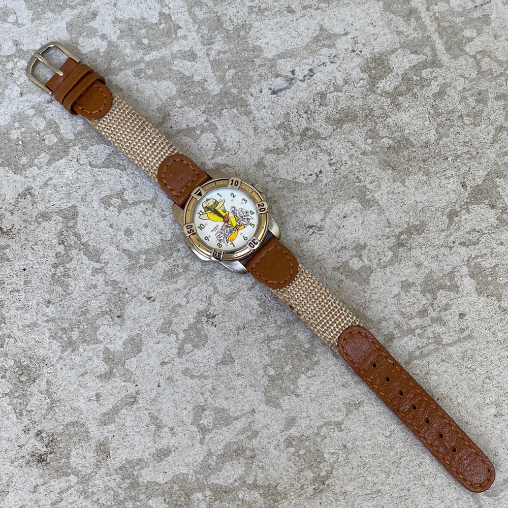 Vintage 1996 Tweedy Bird Detective Warner Bros Graphi… - Gem